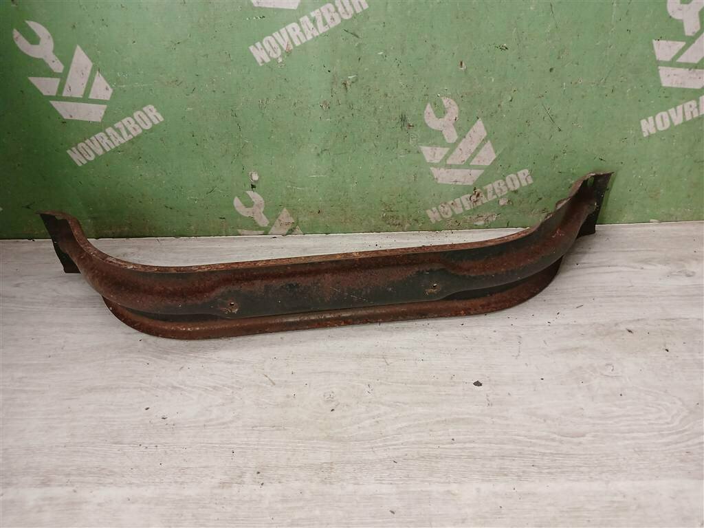 Усилитель переднего бампера LADA Granta 2011+