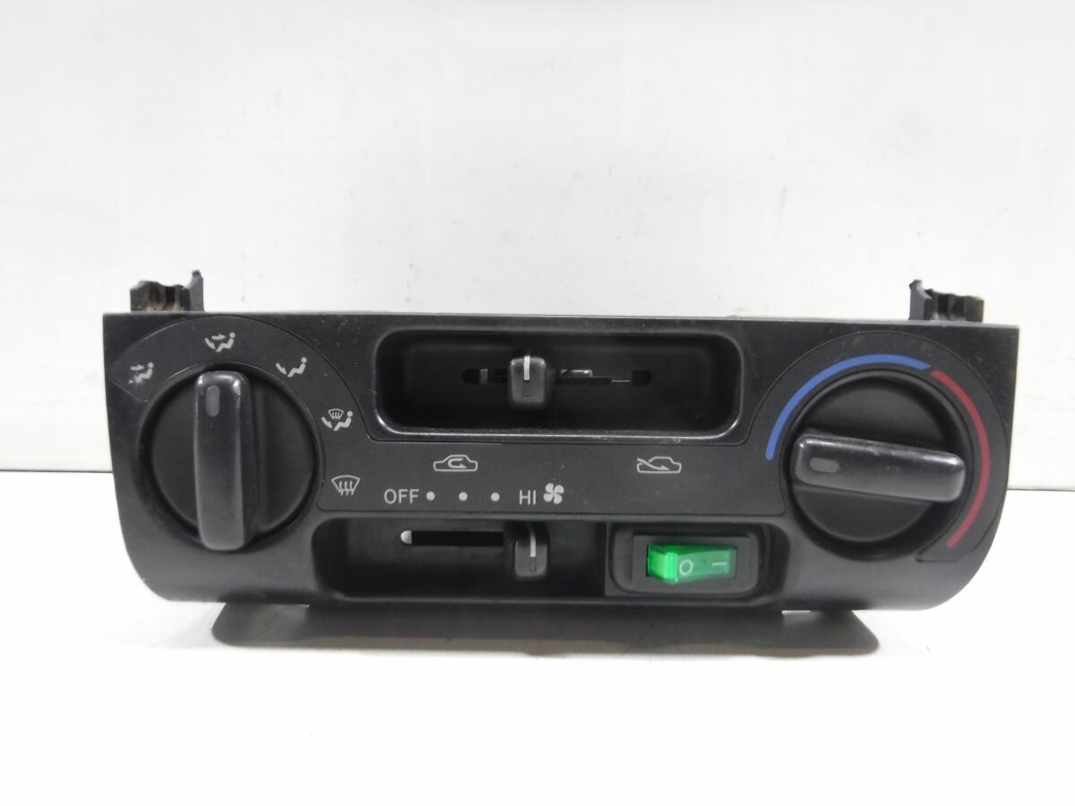 Блок управления отопителем Toyota Carina E I (1992—1998) 5591005020