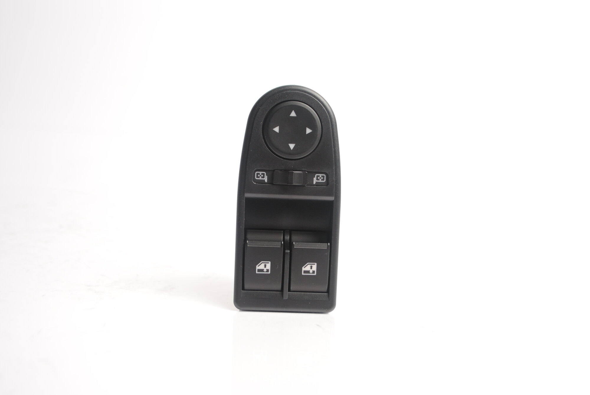 Блок управления стеклоподъемниками 84500-02109 Powertec Datsun, Лада, Nissan