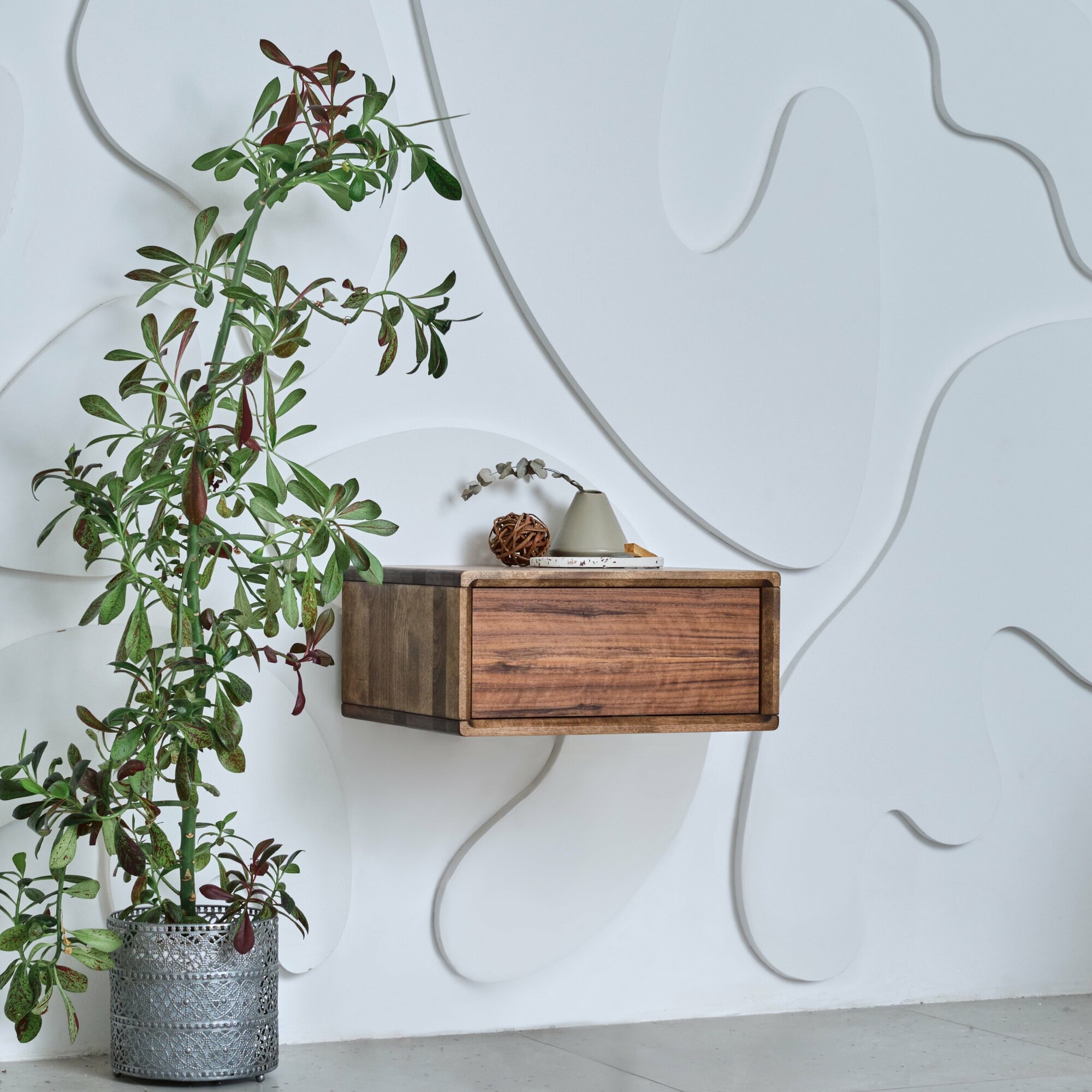 Тумба прикроватная подвесная деревянная Fusion, 1 ящик, из массива березы, 44х38х20 см, Равновесие