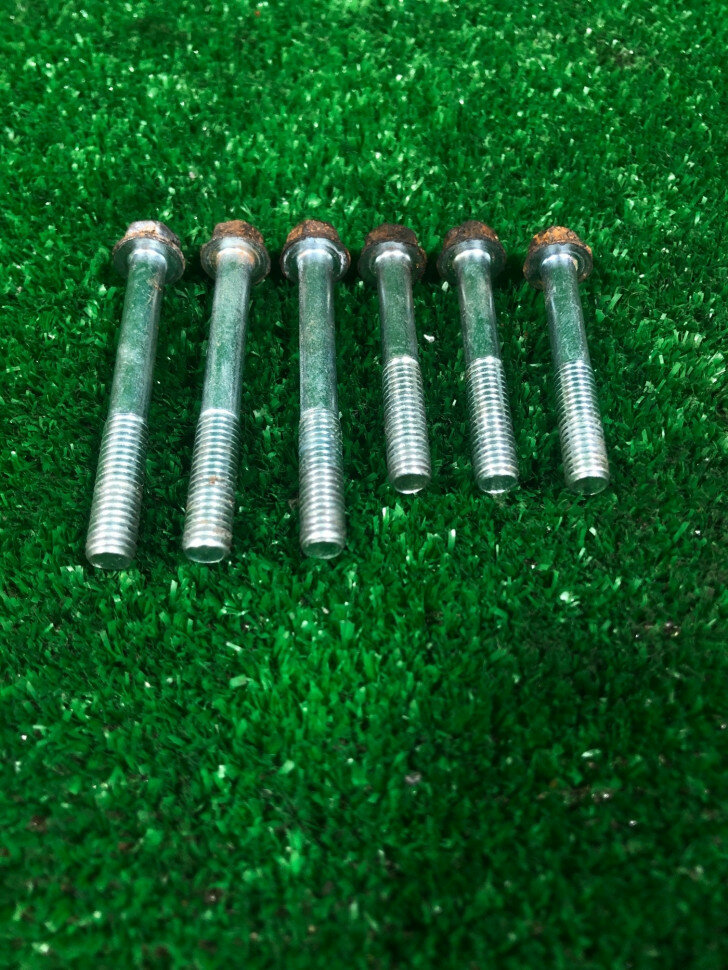 Болты стяжки картера Honda Lead AF-48