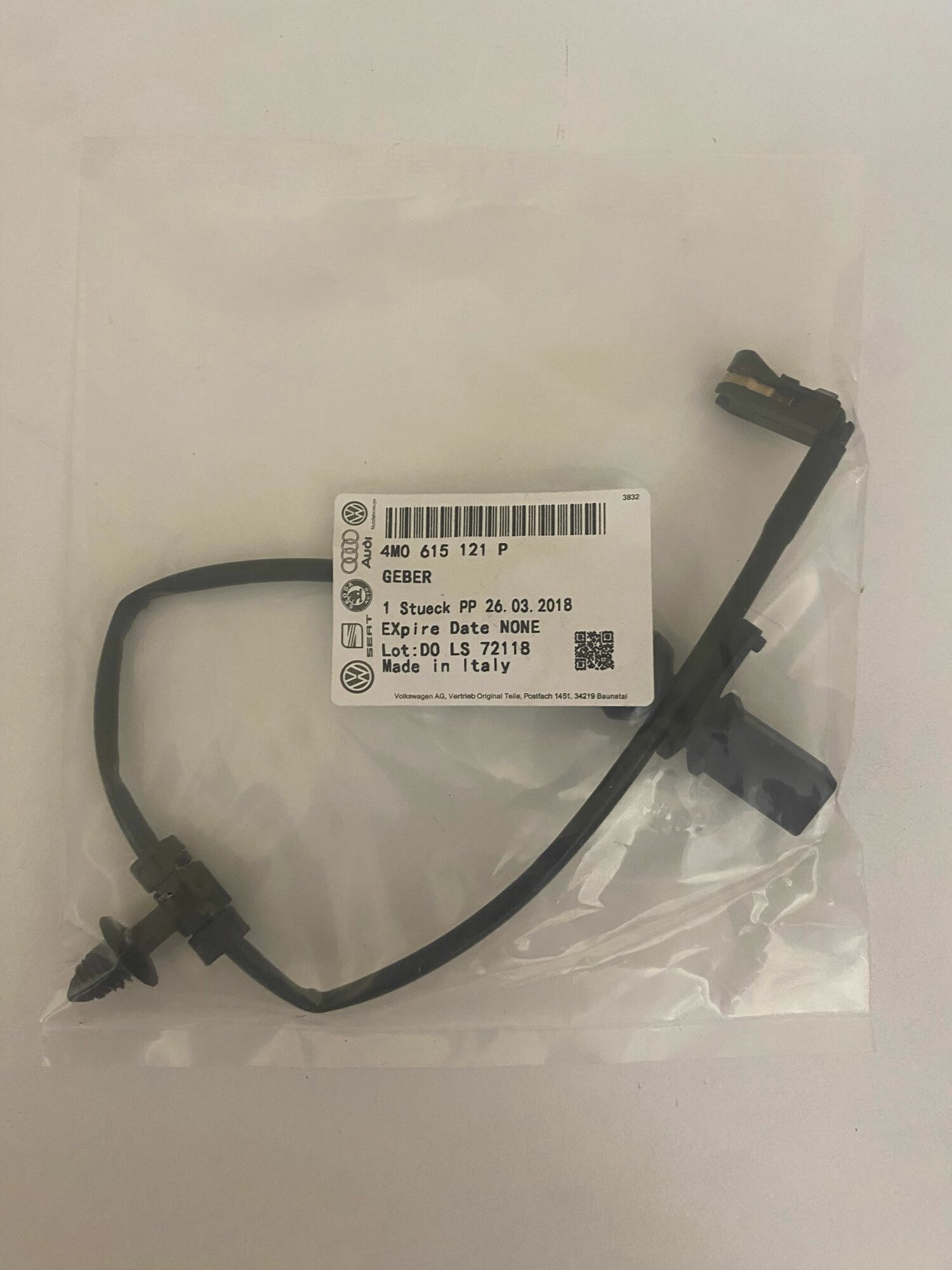Датчик износа колодок 4M0615121P (Audi A4, A5, A8, Q6, VW Touareg)