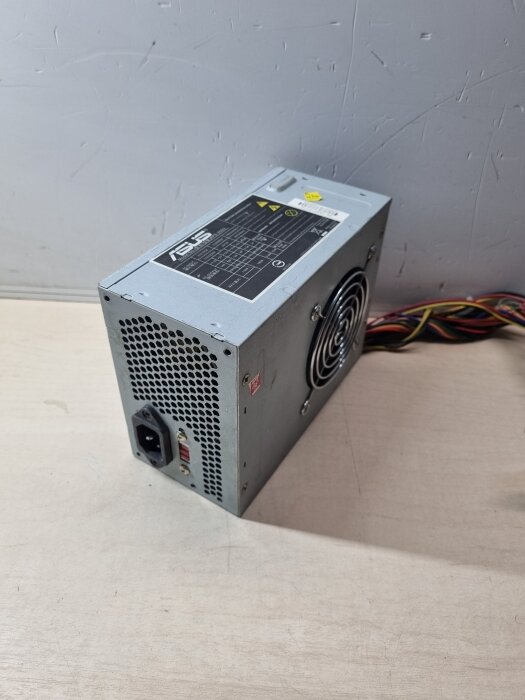 Блок питания 300W Asus APS-250 ATX