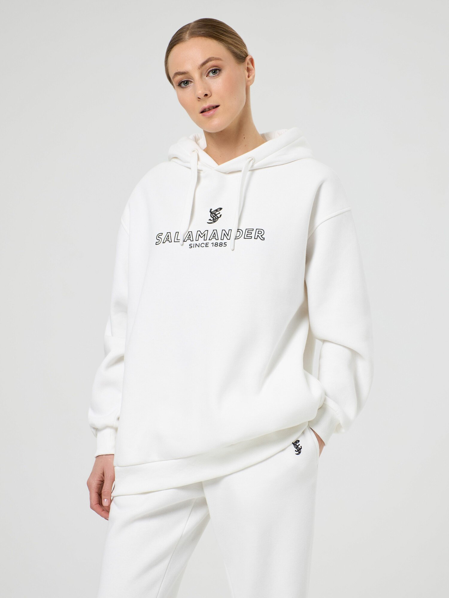 Толстовка спортивная