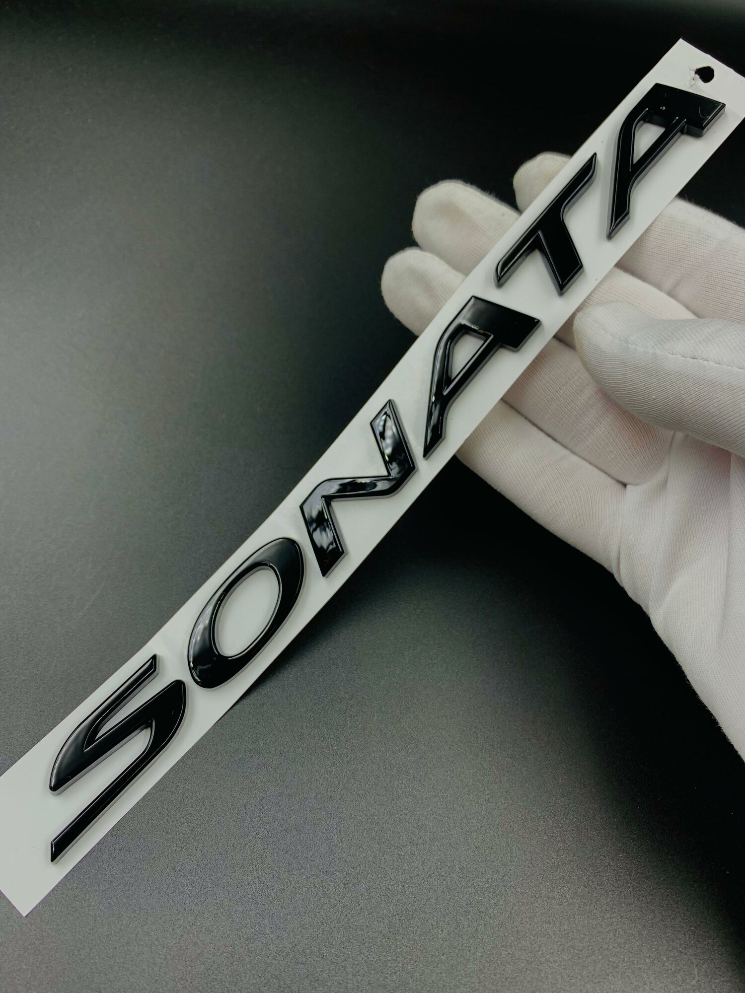 Эмблема для Hyundai Sonata 233мм 1шт. Шильдик на крышку багажника Хендай Соната черный глянец.