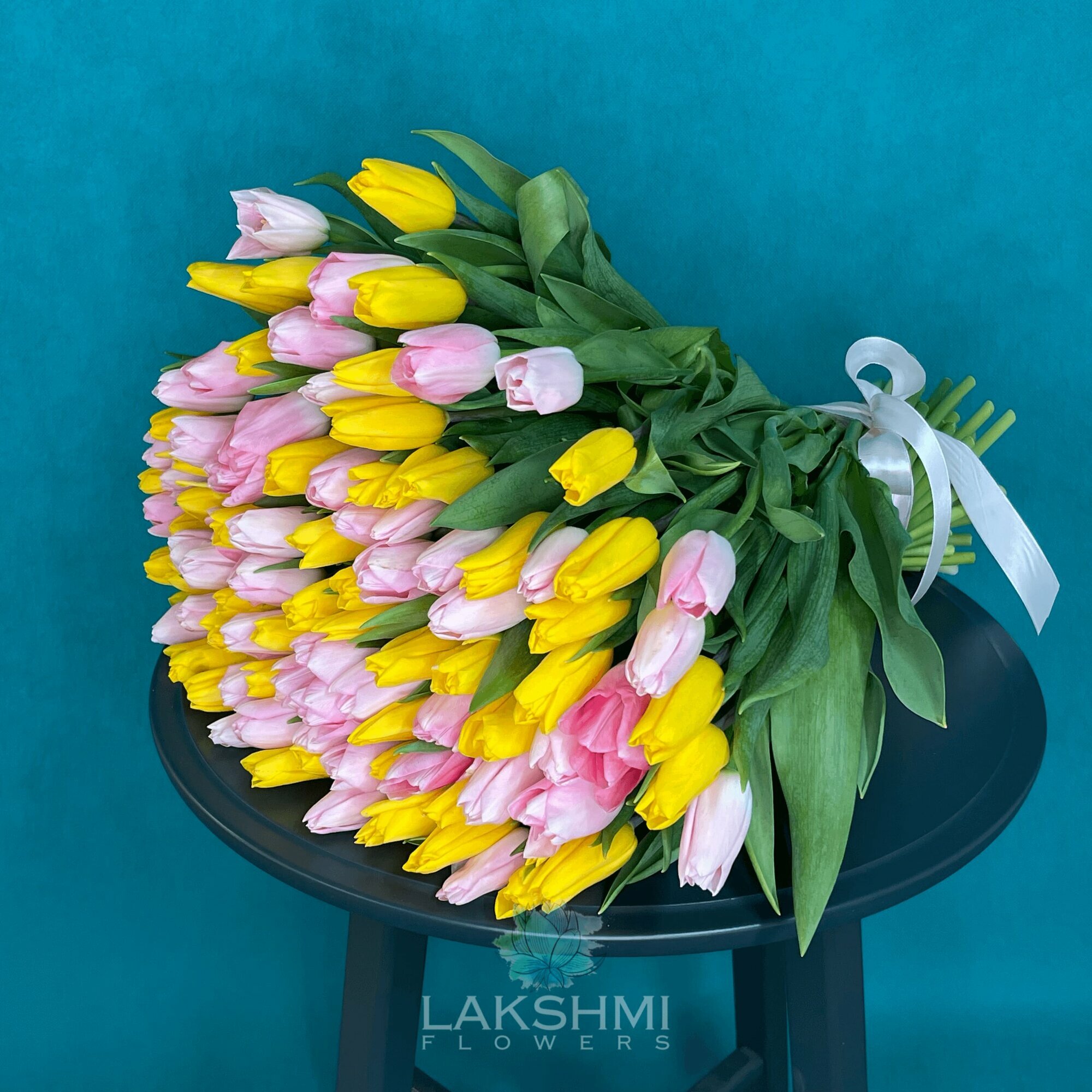 101 тюльпан микс / Букет из 101 желтого и розового тюльпана под ленту