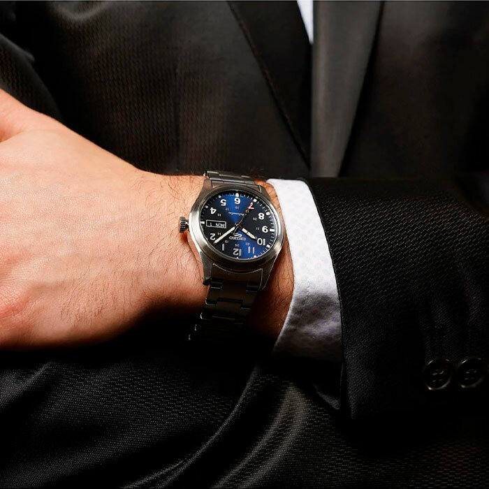Наручные часы SEIKO 5 Sports, серебряный — фото 1