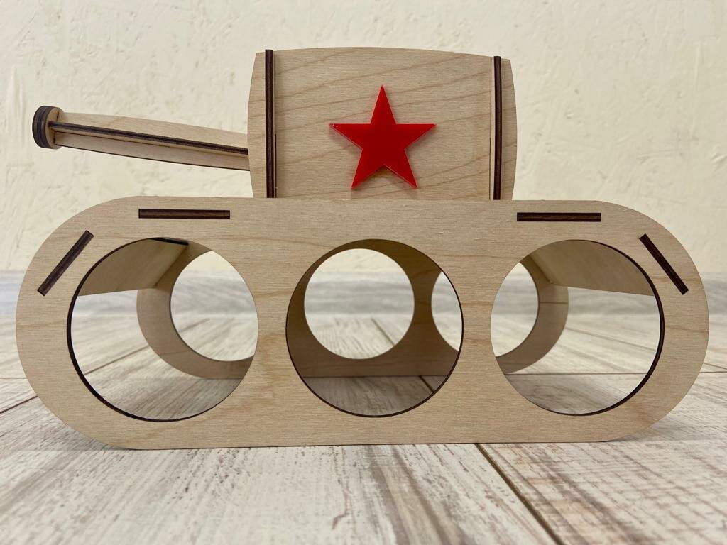 Танк под пиво на 23 февраля из фанеры / Пивной ящик, Подарочная упаковка для пива / разобранный 2шт