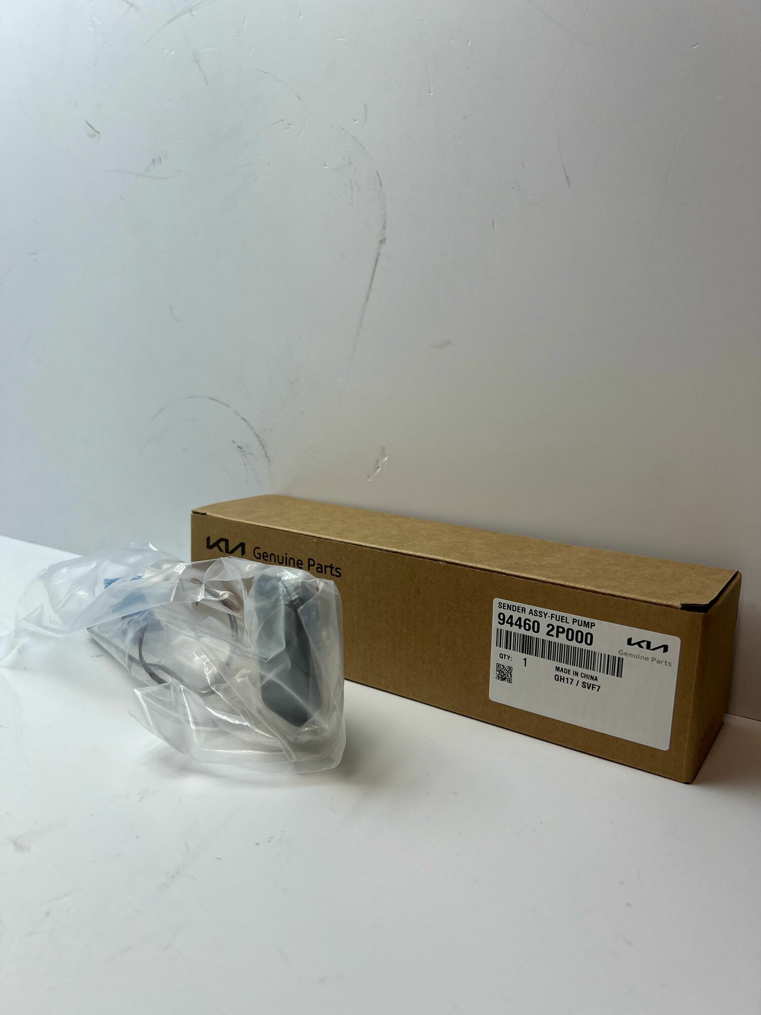 Датчик уровня топлива 944602P000 Hyundai / KIA