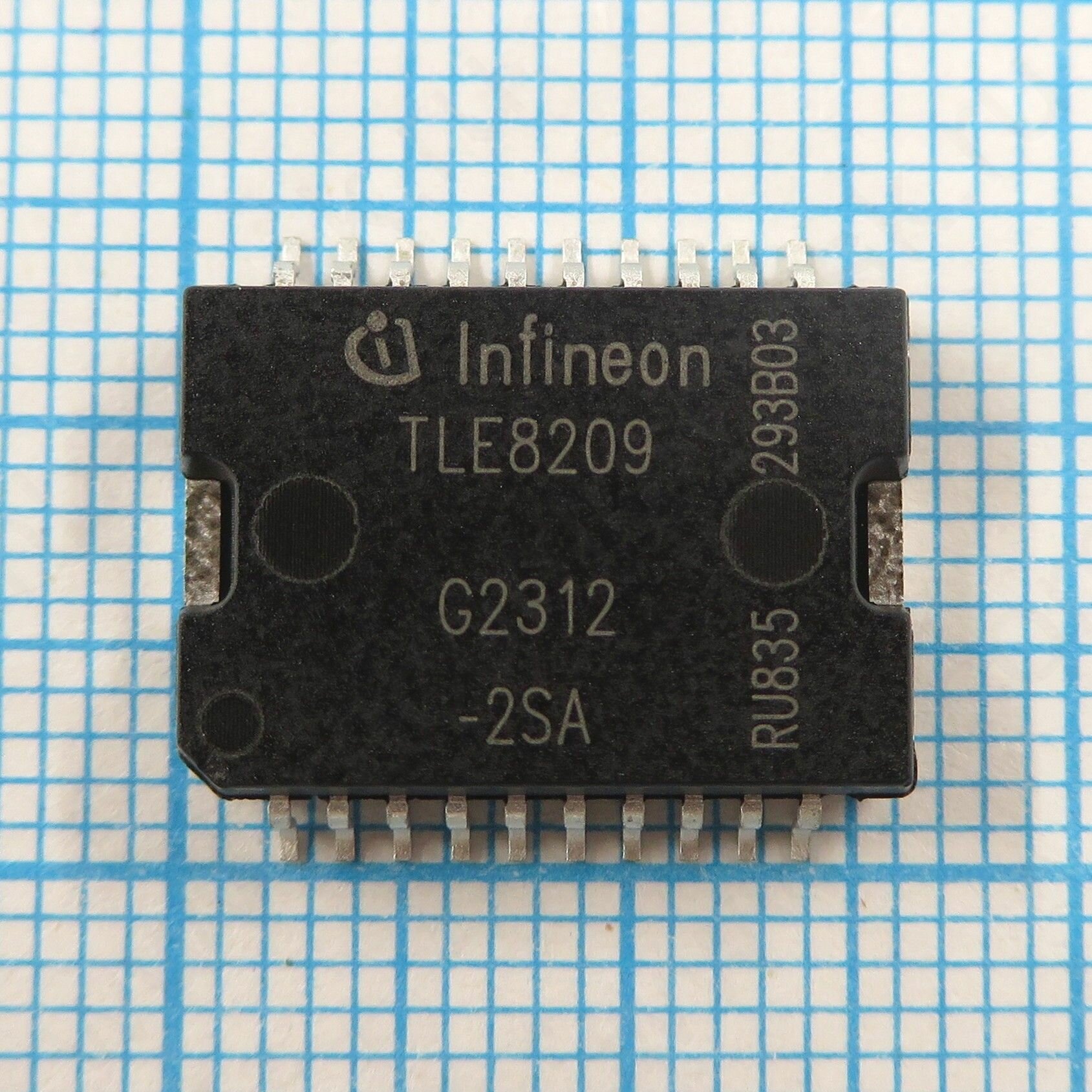 TLE8209-2SA - Микросхема используется в автомобильной электронике