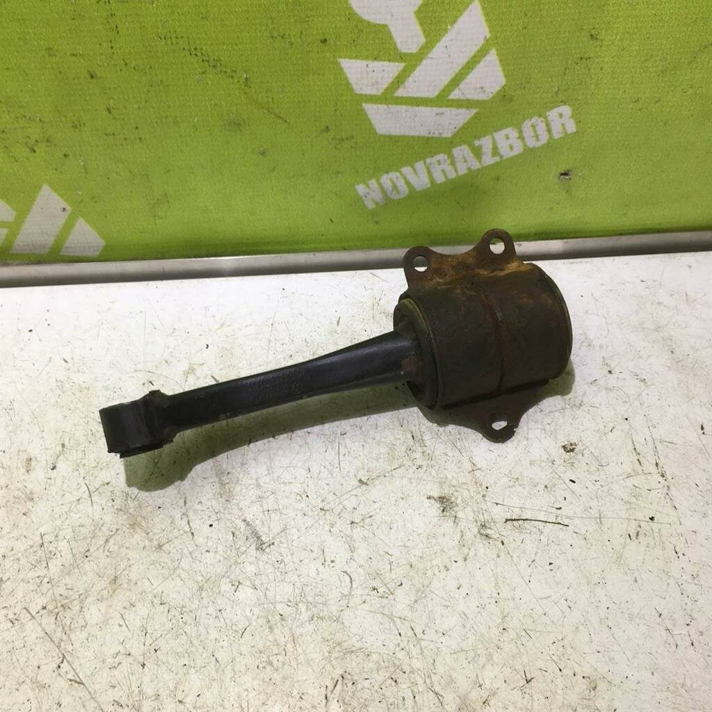 Опора двигателя VW Polo 94-99