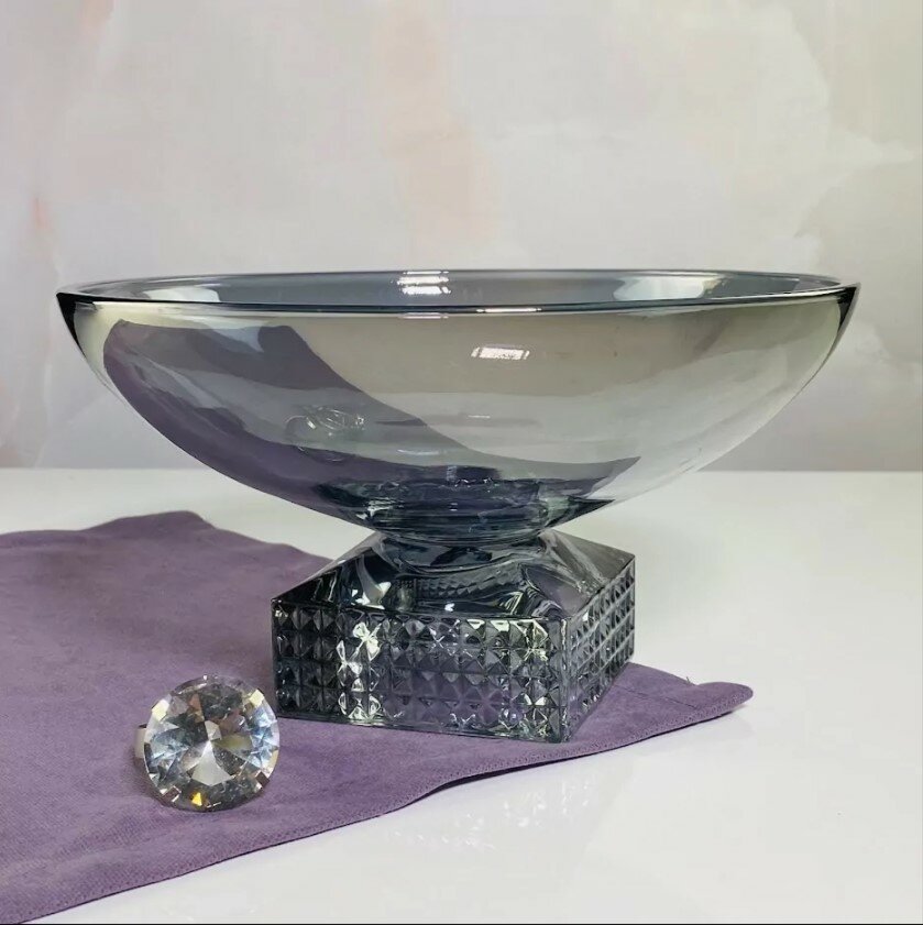 Фруктовница 21,5см на ножке Стекло 200-128 118-200-128