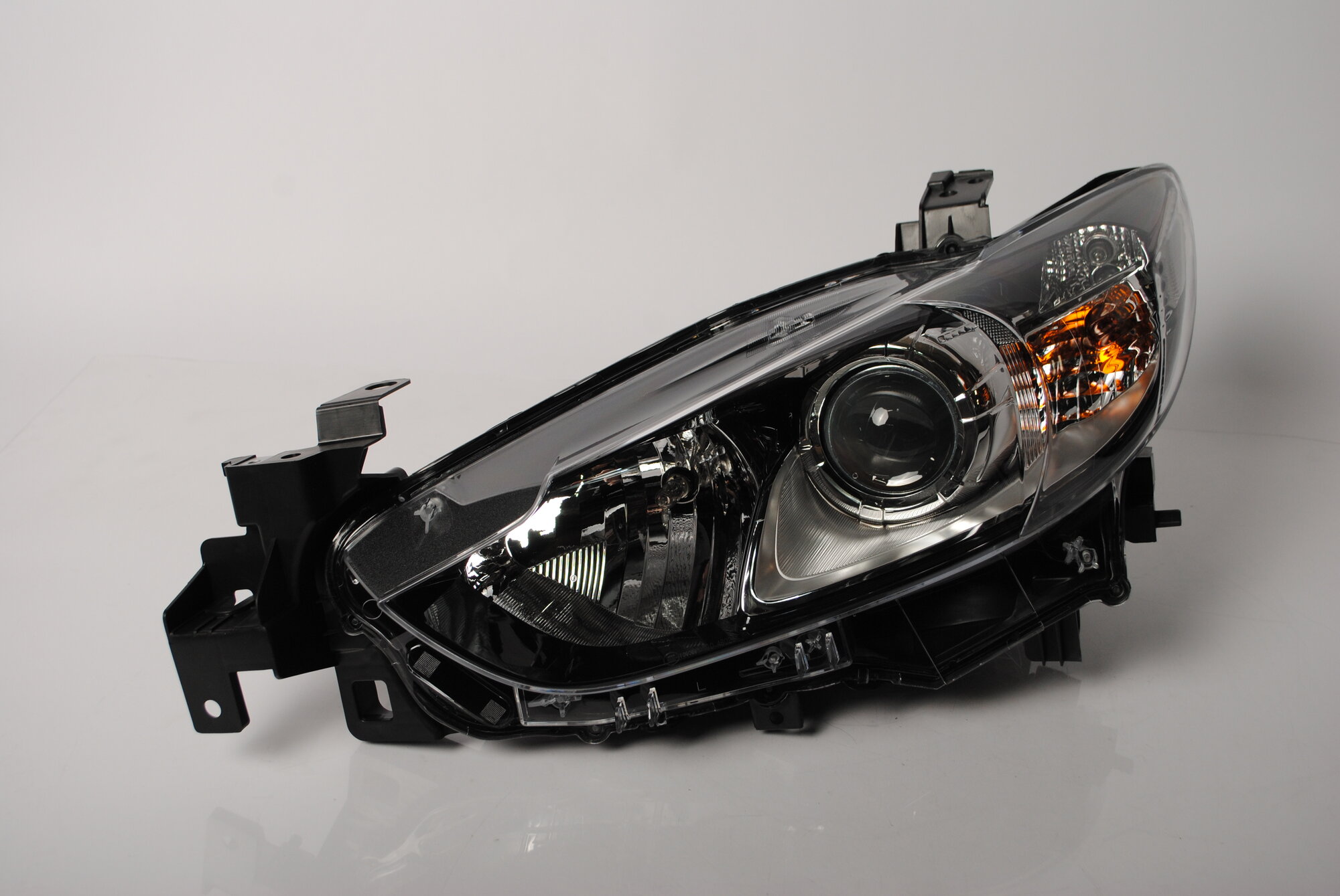 Фара GHP9-51-0L0C Powertec Mazda