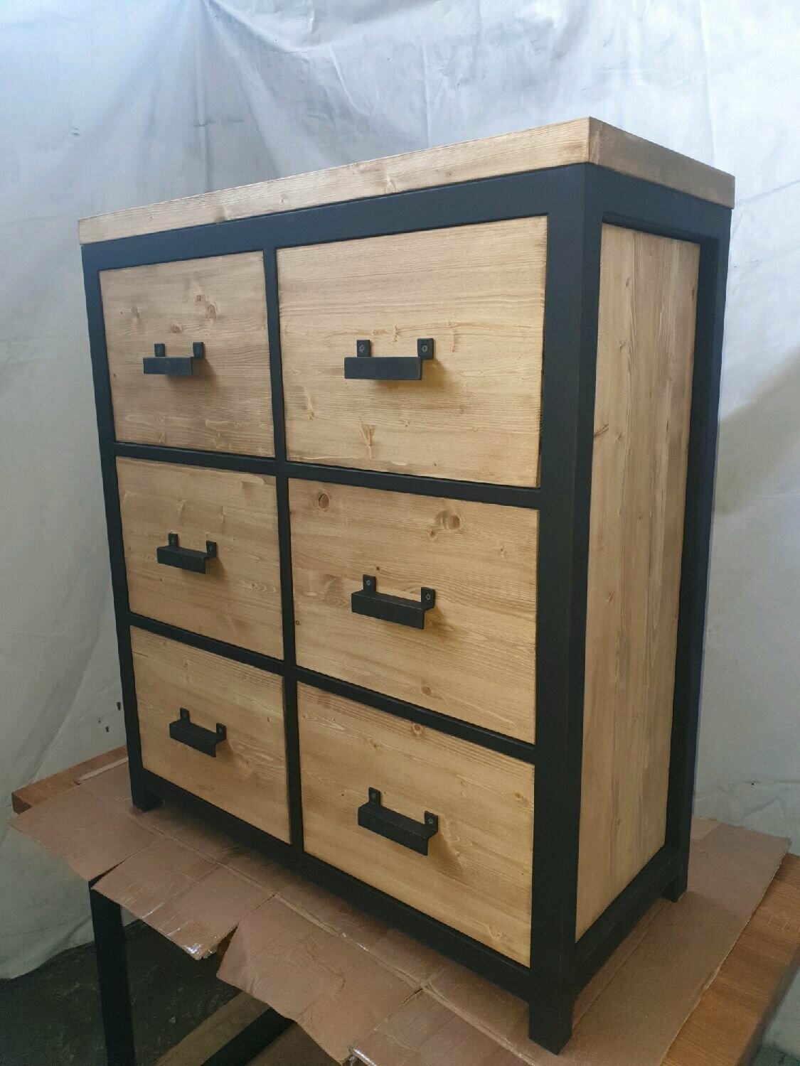 Комод "EasyLOFT" в стиле лофт "Gold", массив хвойных пород, 100х40х80 см.