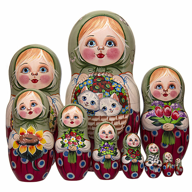 Авторская матрешка деревянная Луговые цветы и котята 10 мест 29 см