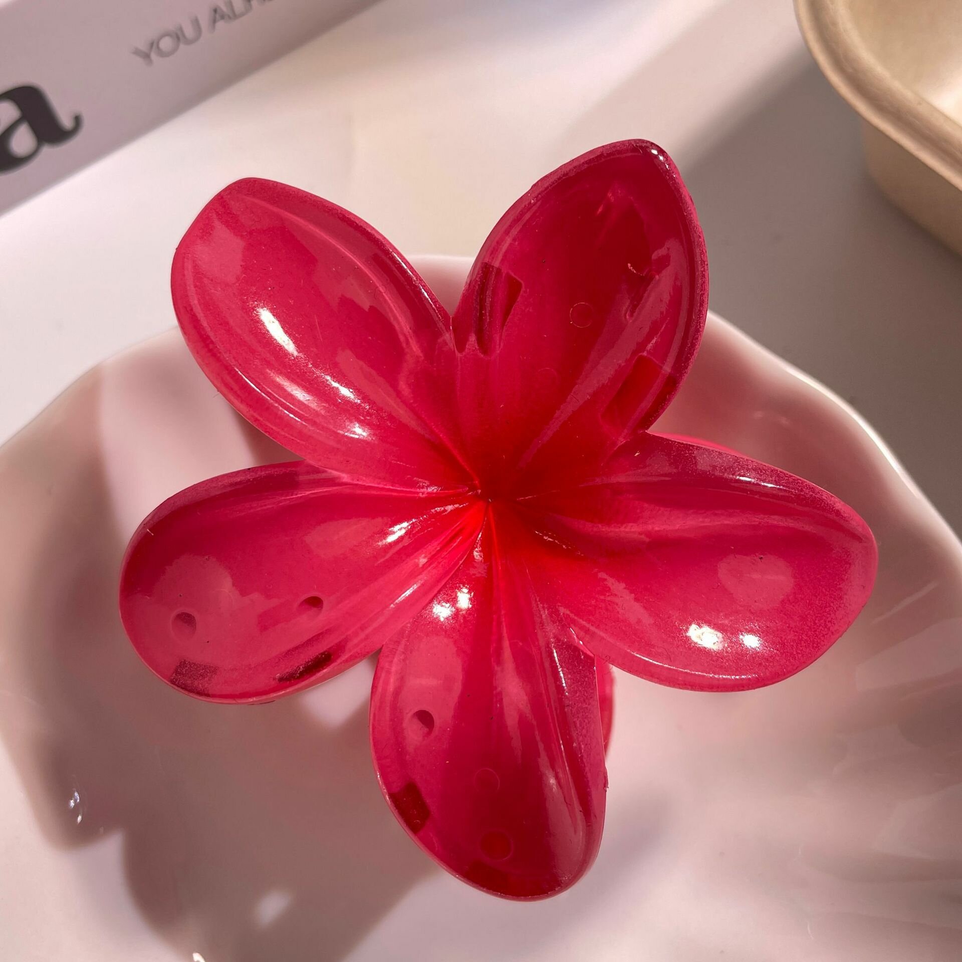 Заколка для волос "Bauhinia", цвет розово-красный, 8 см