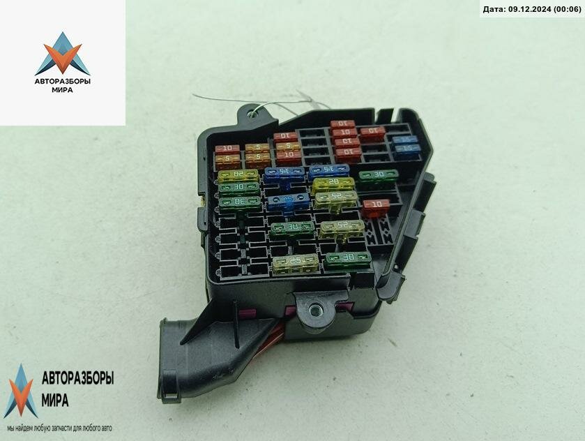 Блок предохранителей Dacia (Renault) Sandero I 2009 1647184