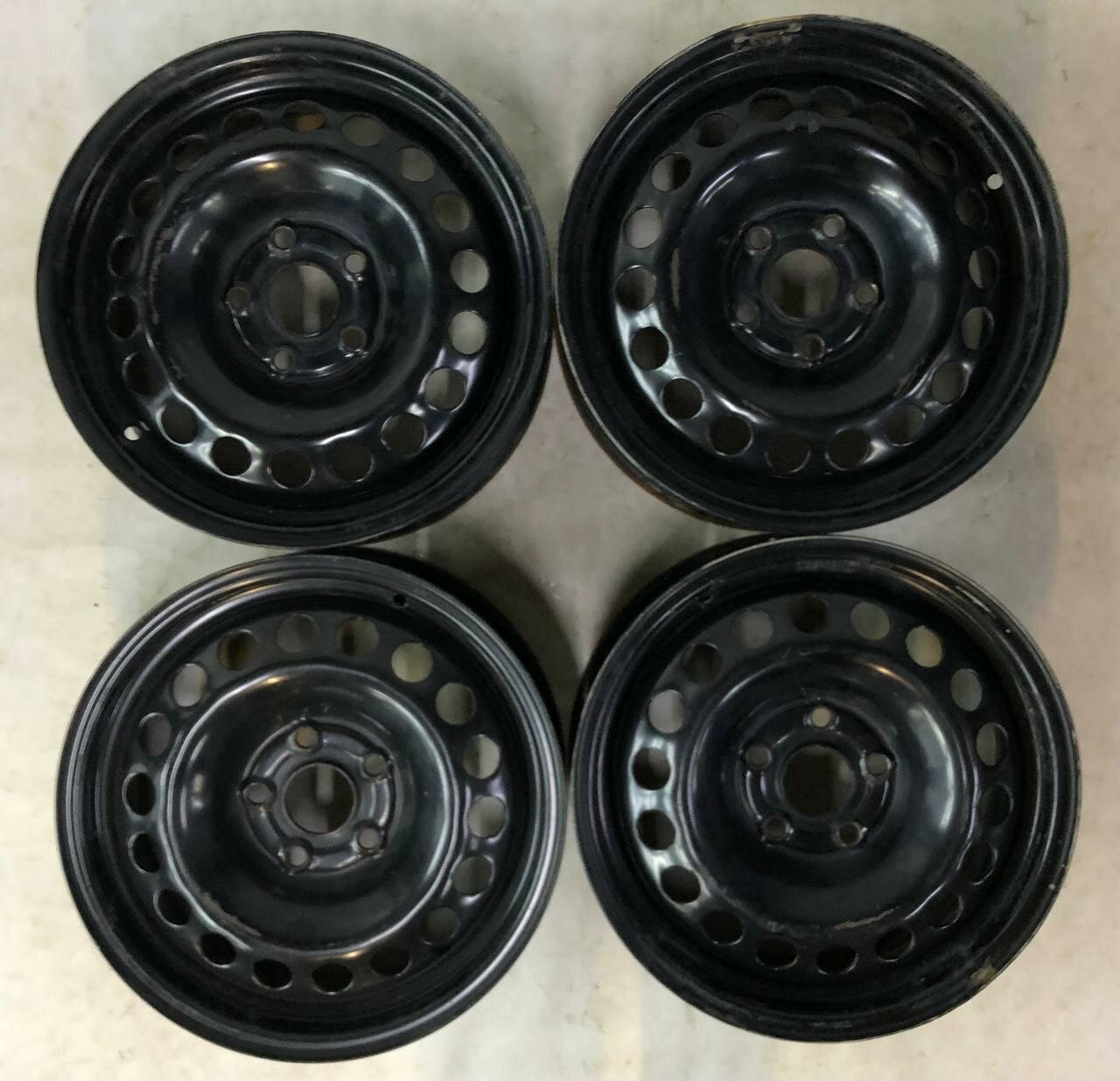 Колесные диски Штампованные 15x6 PCD 5x105 D56.6 ET39 (Реплика)