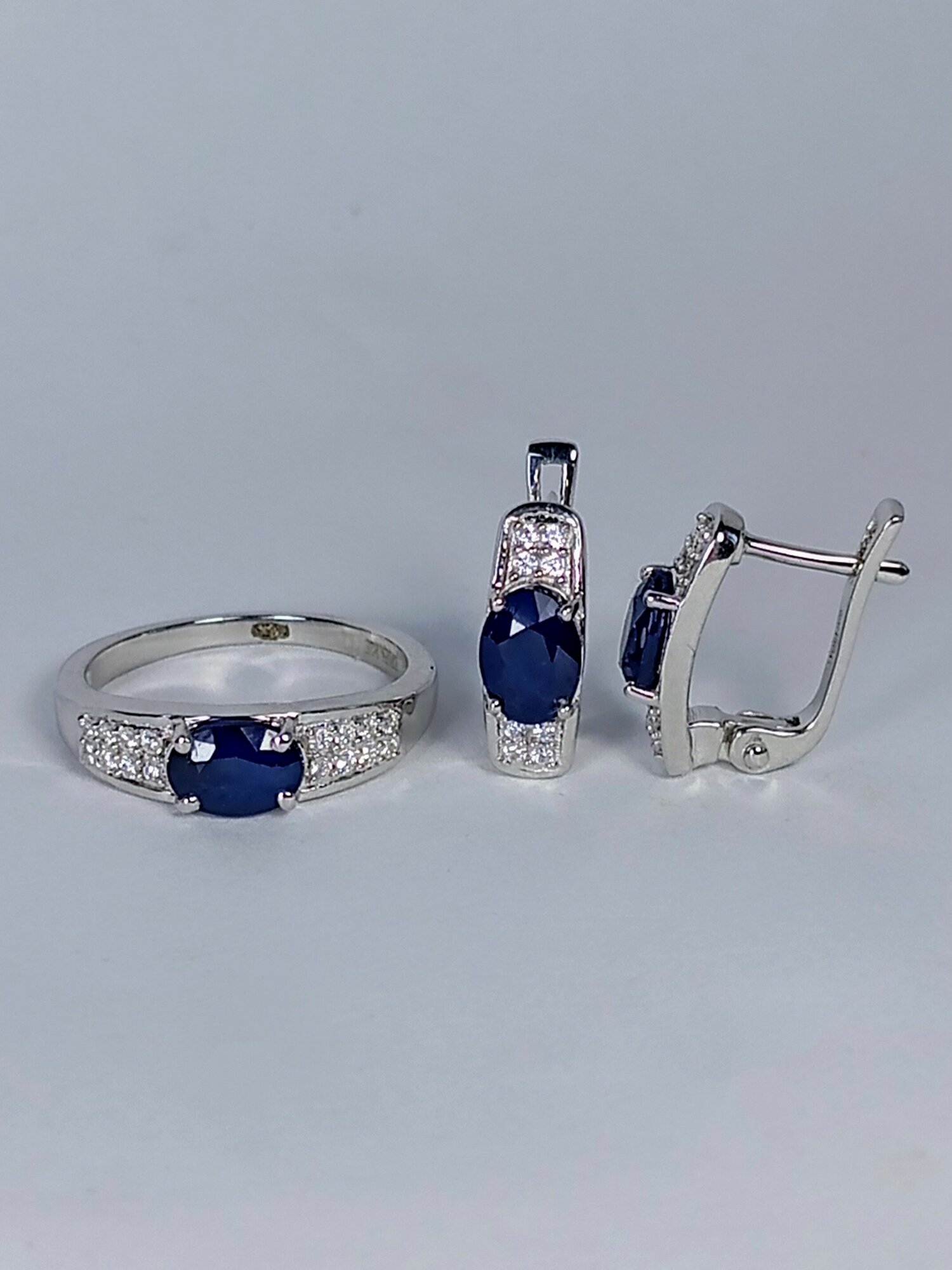 Ювелирный комплект, серебро, 925 проба, родирование, сапфир, фианит