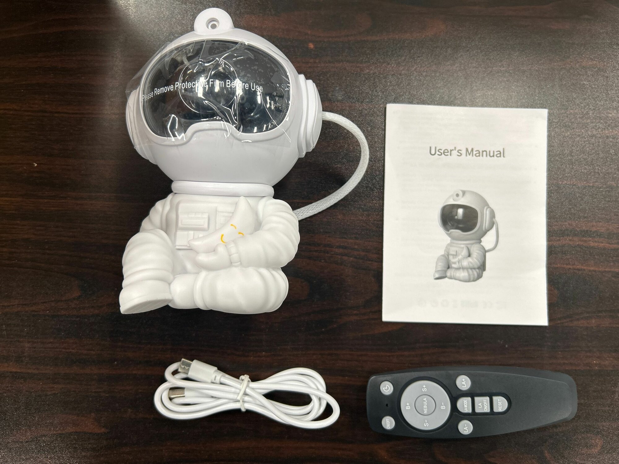 Проектор звездной галактики и звездных туманностей для спальни, ночник с вращающейся головкой, светодиодная потолочная лампа с пультом дистанционного управления, таймером на 45/90 минут и регулируемой яркостью.