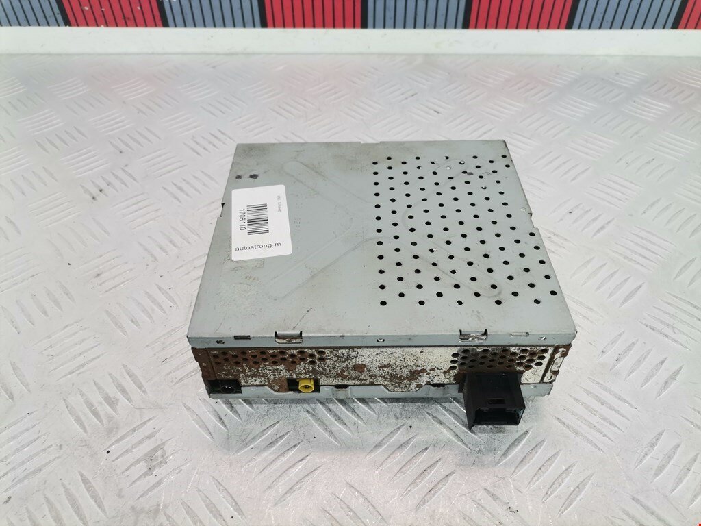 Видеомодуль (TV тюнер) Mercedes S-Class (W220) A2208704089 арт. 1706110