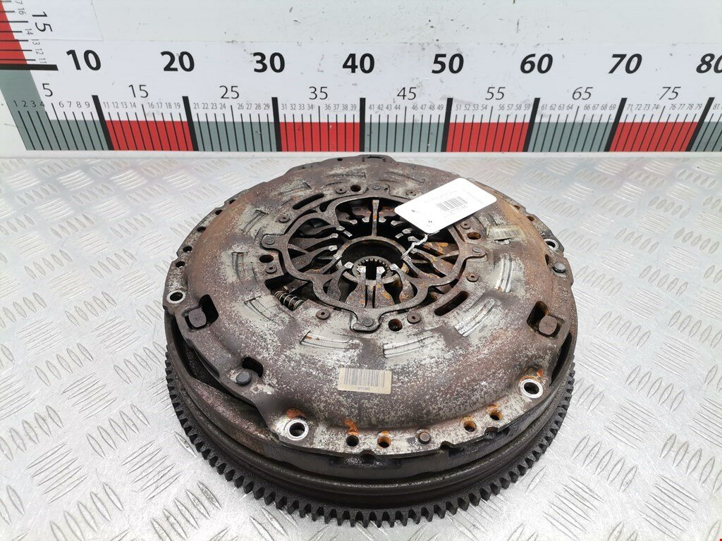 Маховик (демпфер сцепления) Renault Master 3 123003319R арт. 2117586