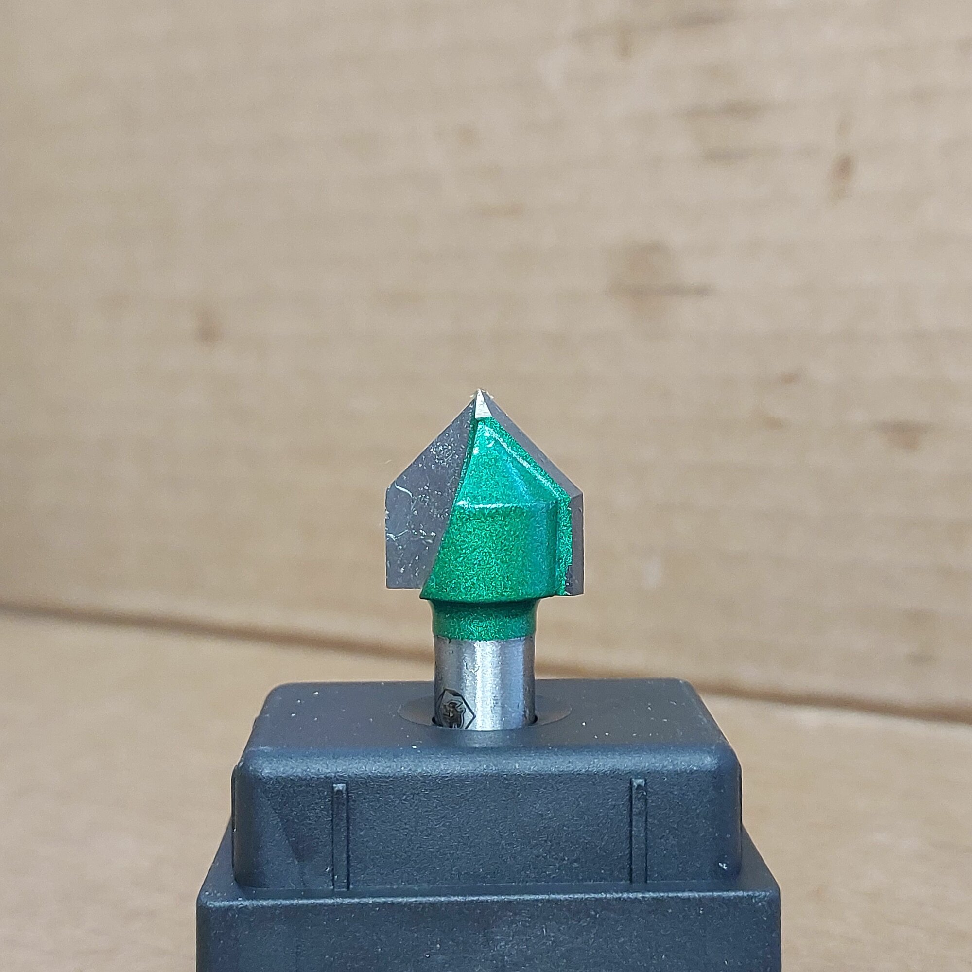 Фреза V образная 90 градусов Алмаз 1004 Пазовая V обр D:14mm I:10mm d:8mm