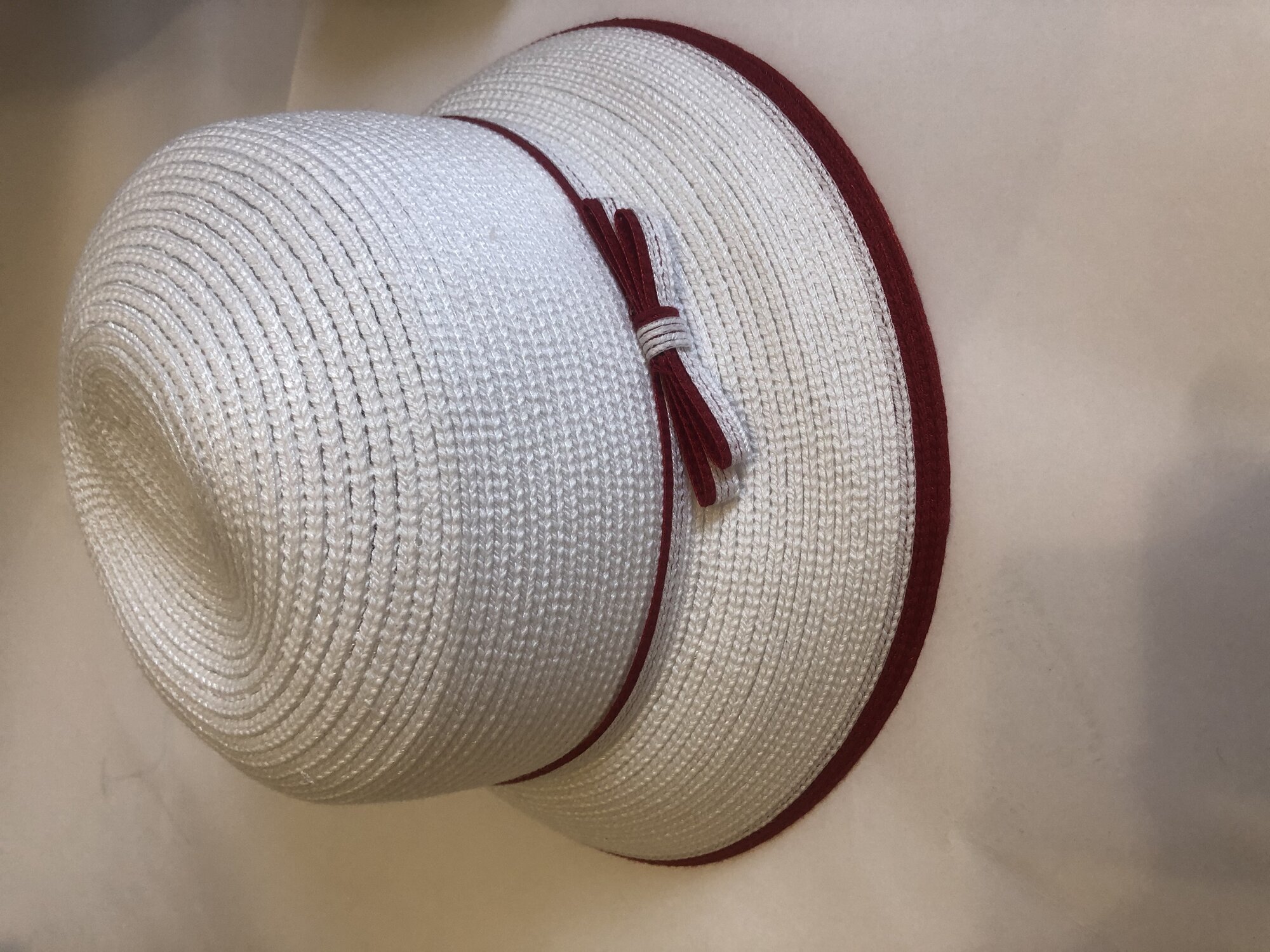 Шляпа  Весна-лето 2021 для женщин