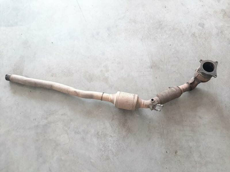 Приемная труба глушителя Volkswagen Tiguan 5N2 2011-2016 кат.номер: 5N0254501LX 5N0254501LV