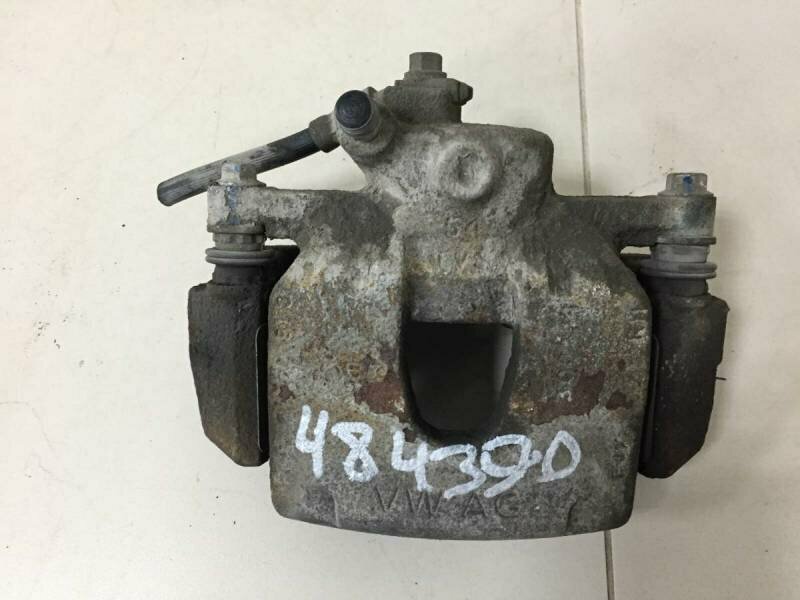 Суппорт передний правый Volkswagen Polo Sed RUS 2011 кат.номер: 6RF615124