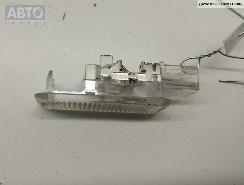 Накладка двери передней левой Audi A6 C5 (1997-2005)