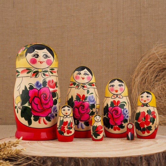 Матрешка Хохломская роспись "Семеновская", 7 кукол, высшая категория