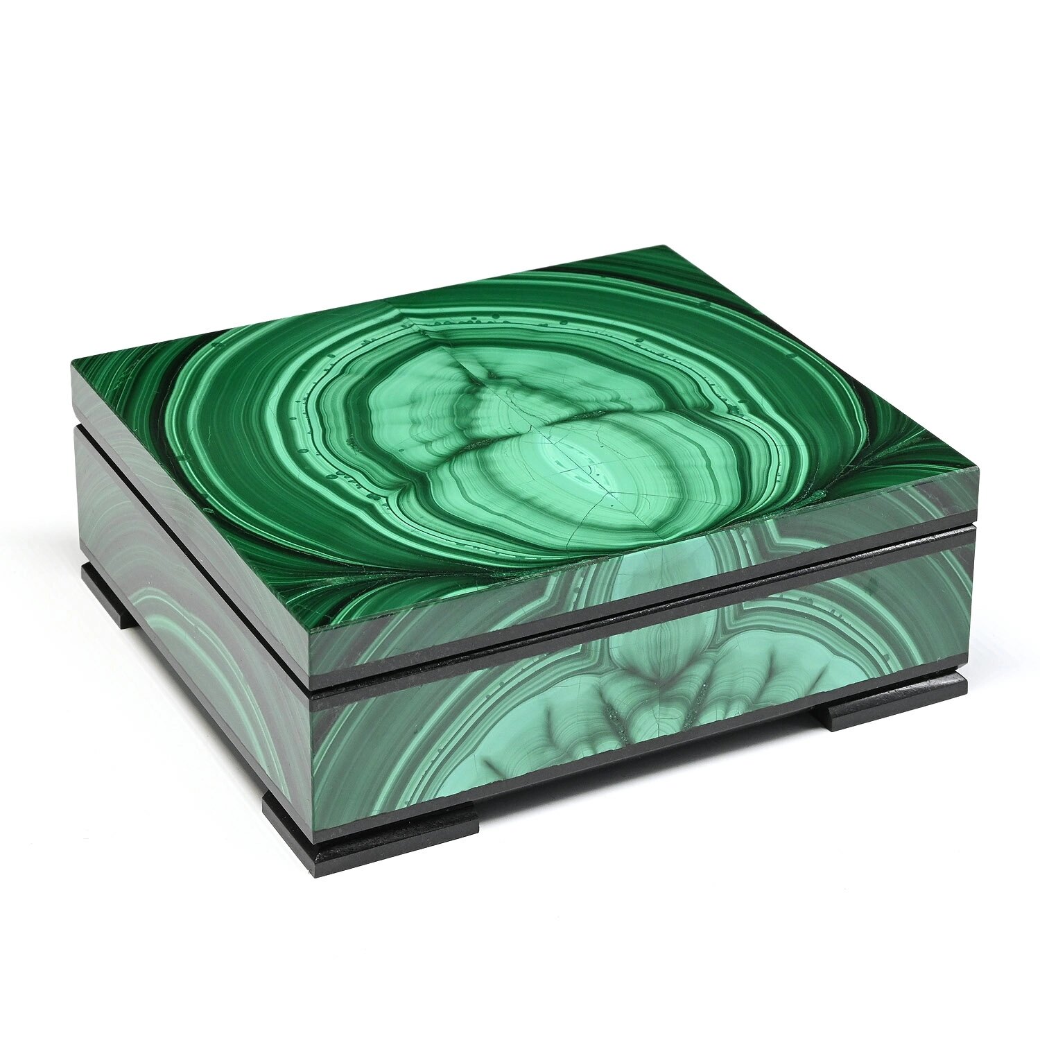 Шкатулка для украшений из камня малахит 120*100*43мм .