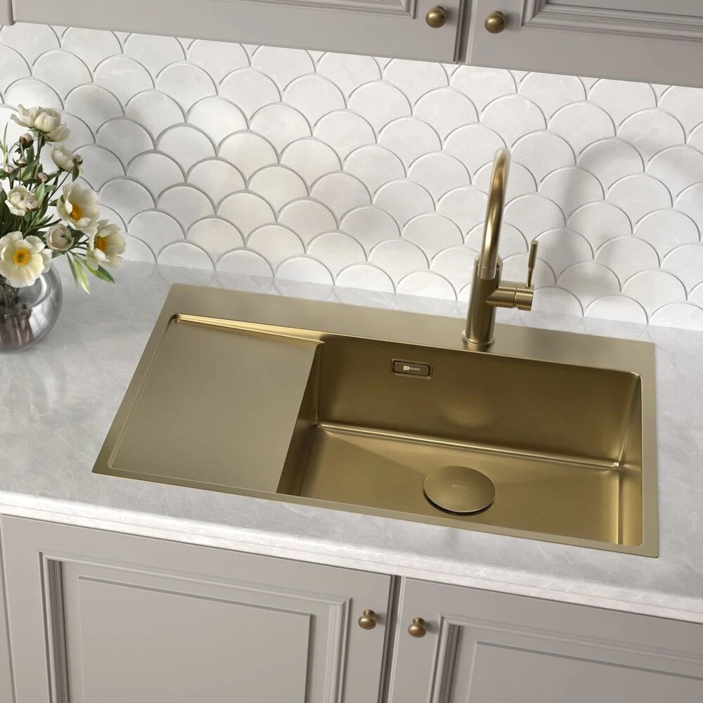 Кухонная мойка Lemark KEZADRA 780L прямоугольная с крылом из нержавеющей стали (чаша слева) цвет: Светлое золото