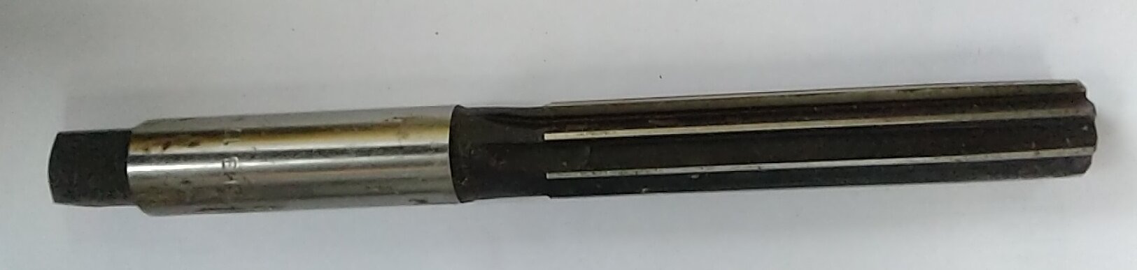 Развертка 17,0 №1 ручная с цилиндрическим хвостовиком с прямыми канавками, исп.1 сталь 9ХС ГОСТ 7722-77