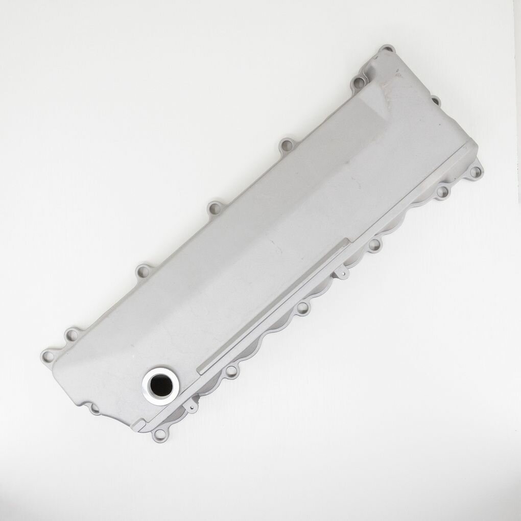 Крышка клапанов ISUZU ELF 4HF1 алюминиевая, без прокладки и стаканчиков, Nilson Auto Parts (8 клапанный)
