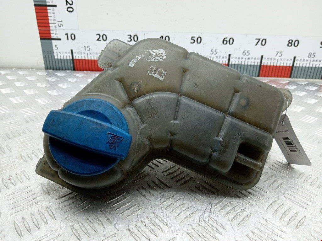 Бачок расширительный Audi A4 B6 8E0121403 арт. 1862107