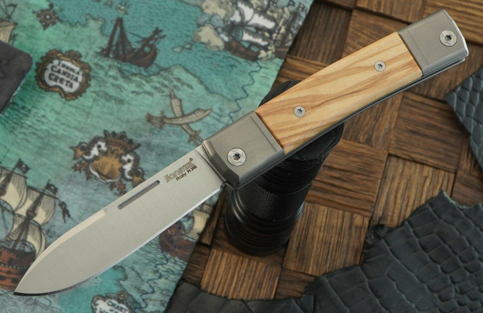 Классический складной нож Lion Steel BestMan, клинок M390, рукоять олива, больстер