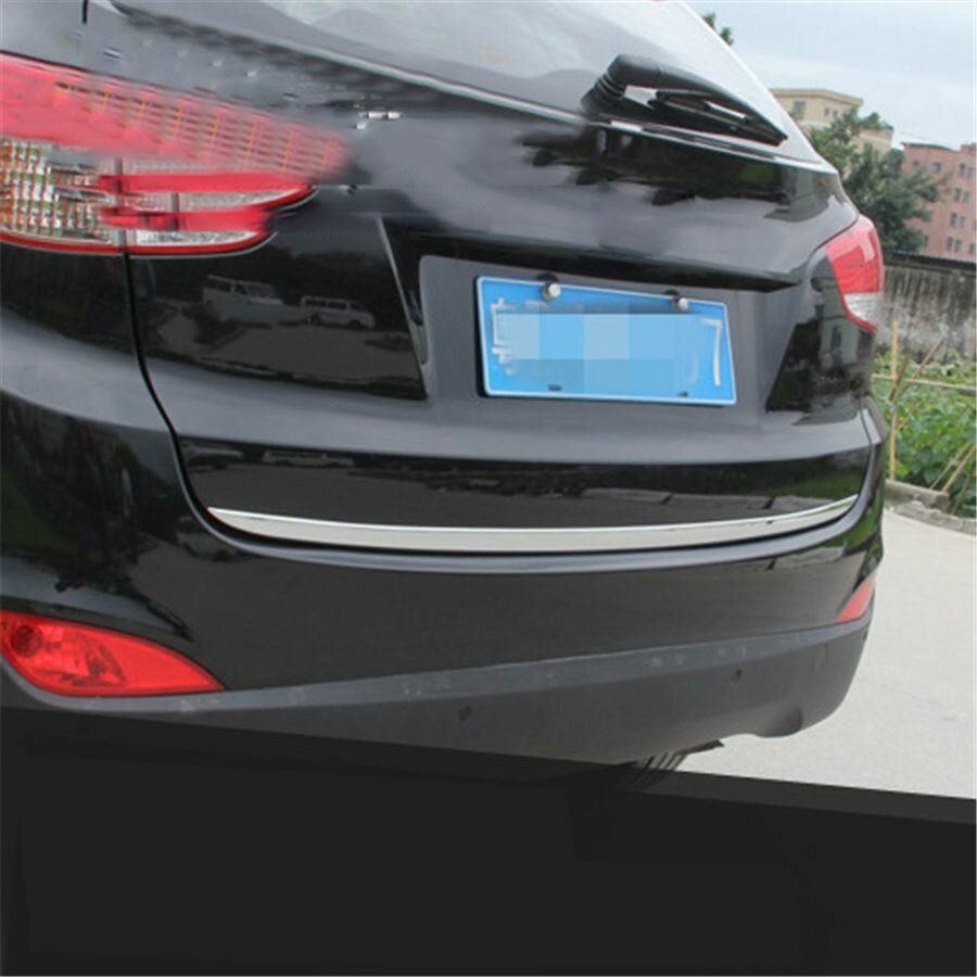 Молдинг нижней кромки задней двери багажника Hyundai IX35 2010-2017, нержавеющая сталь, хром — защита и отделка