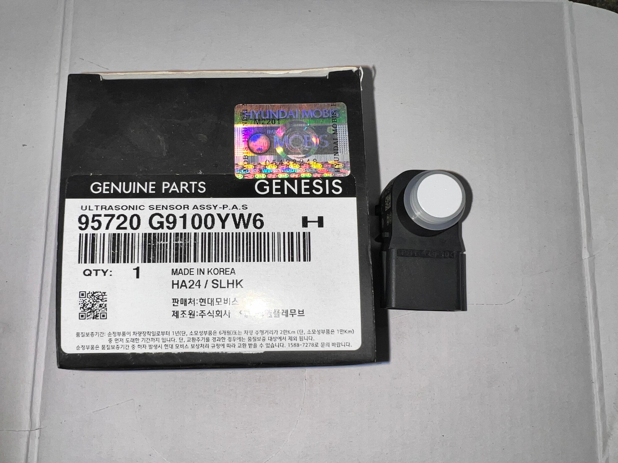 Парктроник передний боковой Genesis G70 (2017-2020) 95720G9100YW6 (белый перламутр)