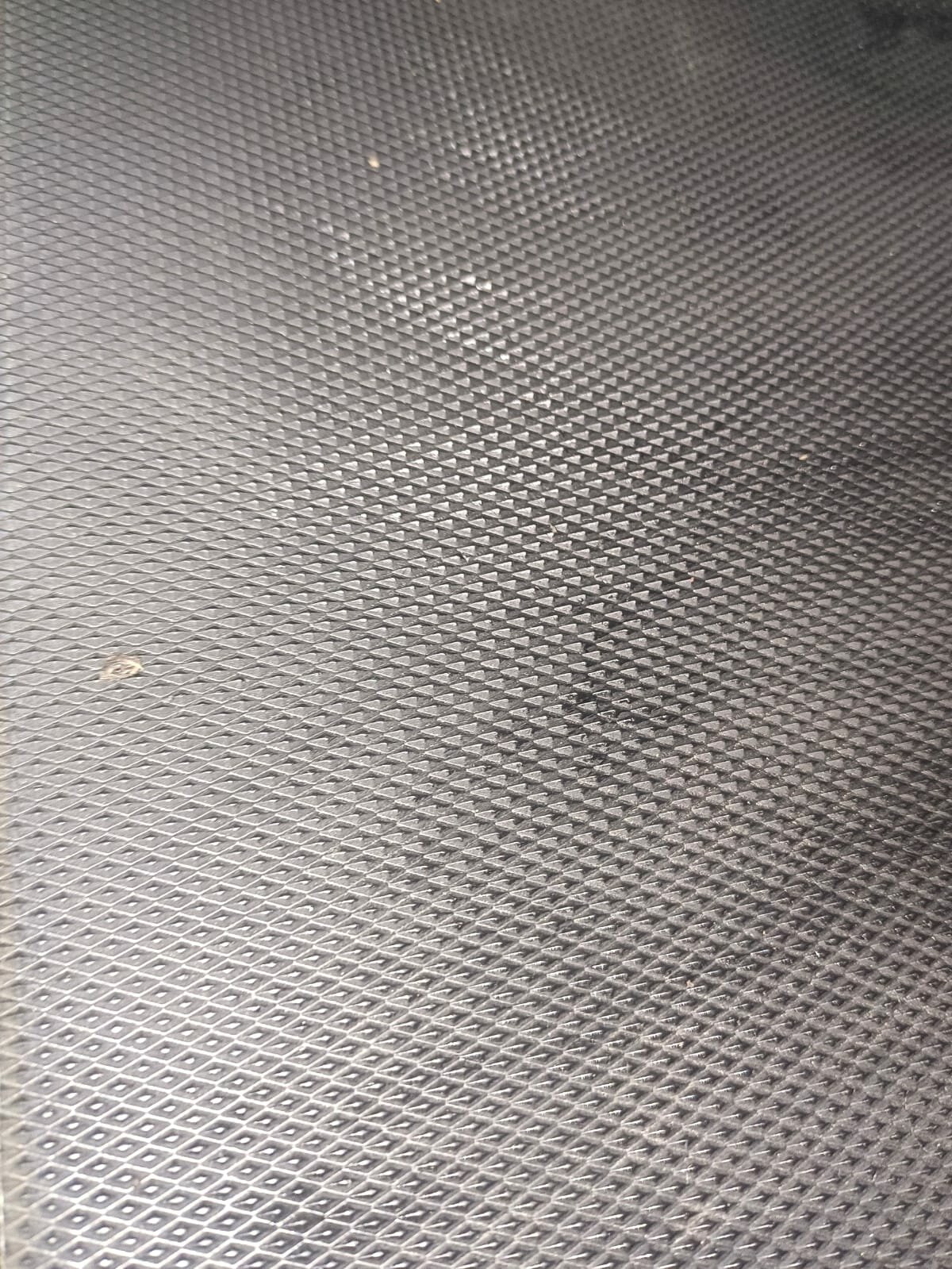 Для ремонта обуви Пластина резиновая Ромб(355х740х7,5)