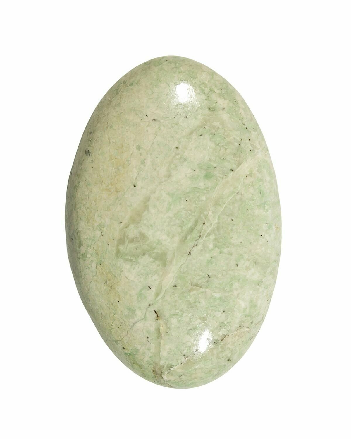 Кабошон из гарниерита размером 39х25х7 мм.