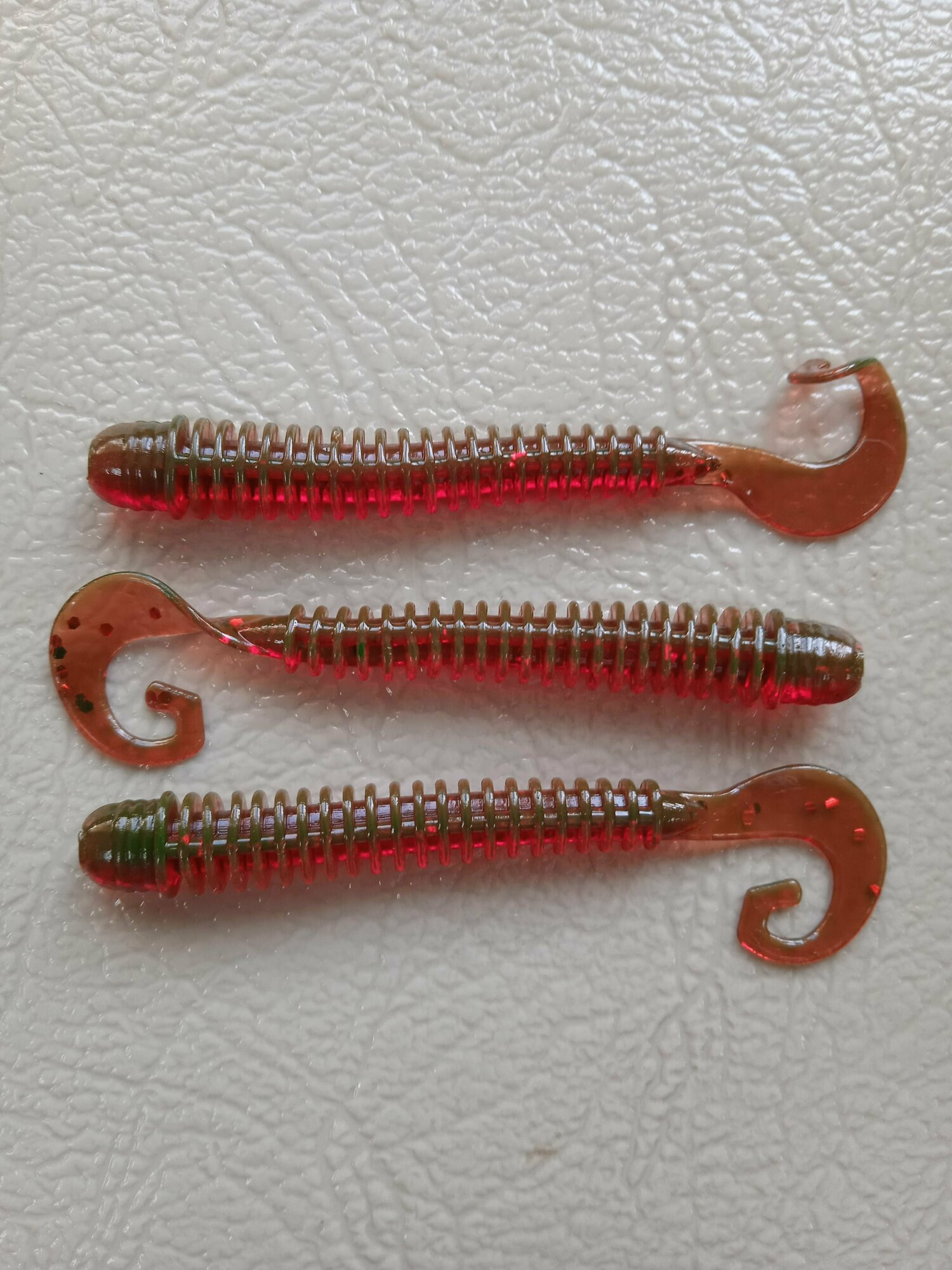 Мягкая силиконовая приманка Перчик (Perchik) 80мм,8шт, моторное масло (Motor Oil Red Flake).