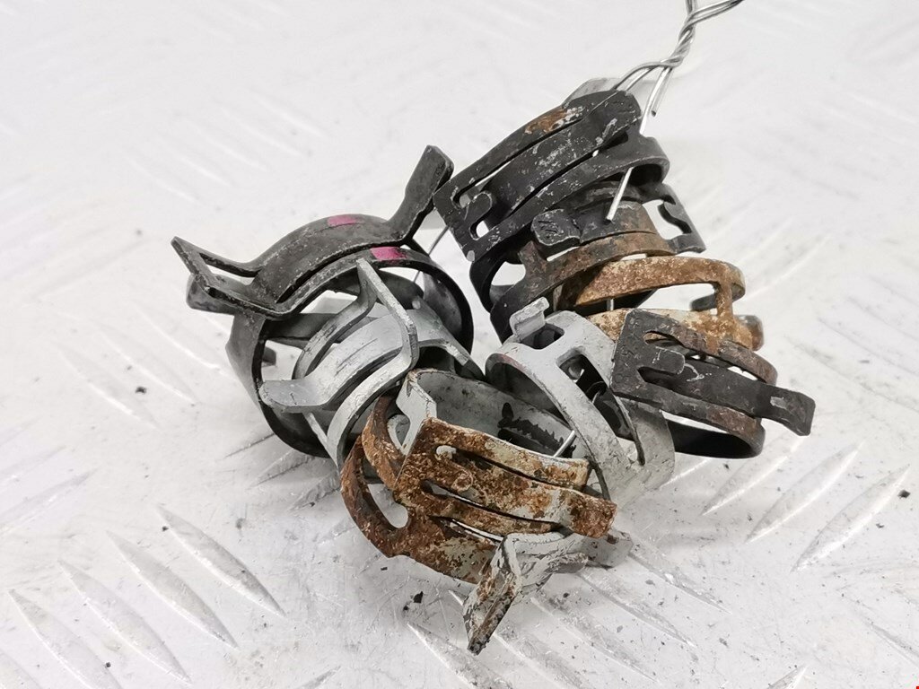 Хомут металлический Volkswagen Sharan 1 11617798304 арт. 1654960