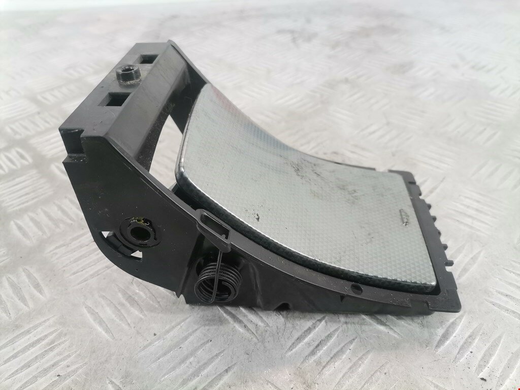 Подстаканник Peugeot 407 7589EF арт. 1693857