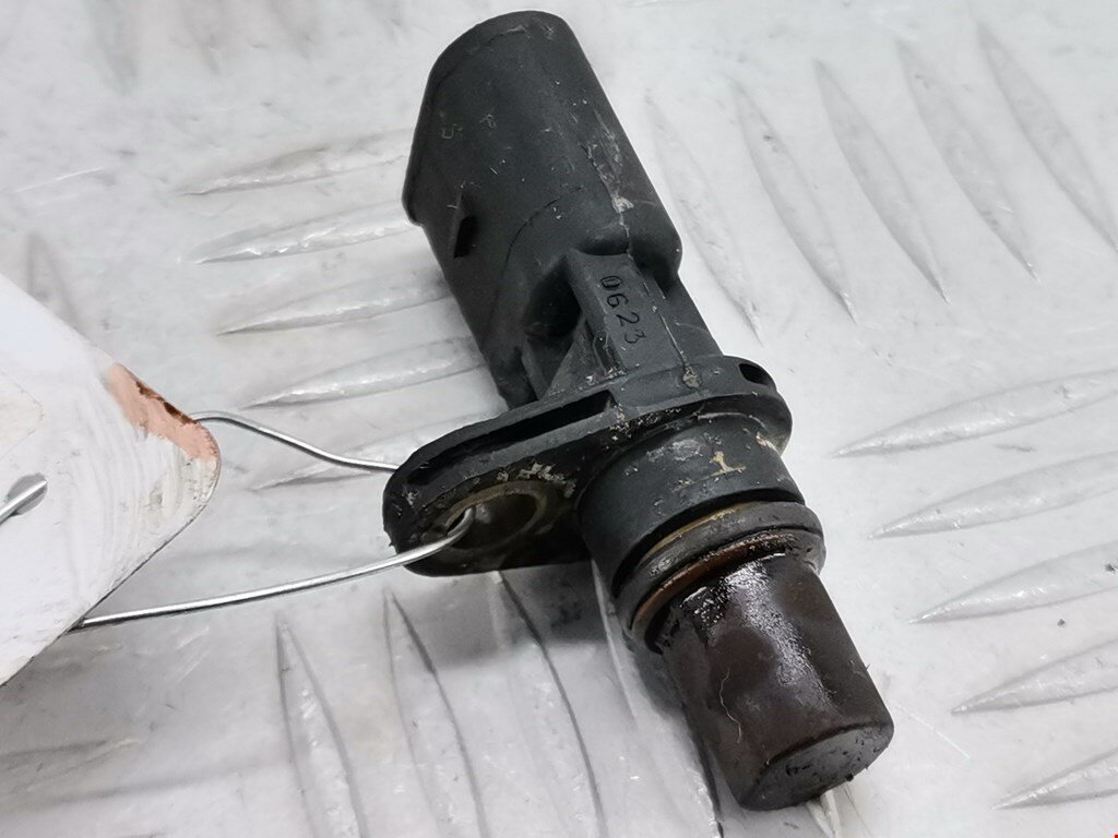 Датчик распредвала Audi A4 B6 06C905163B арт. 1590671