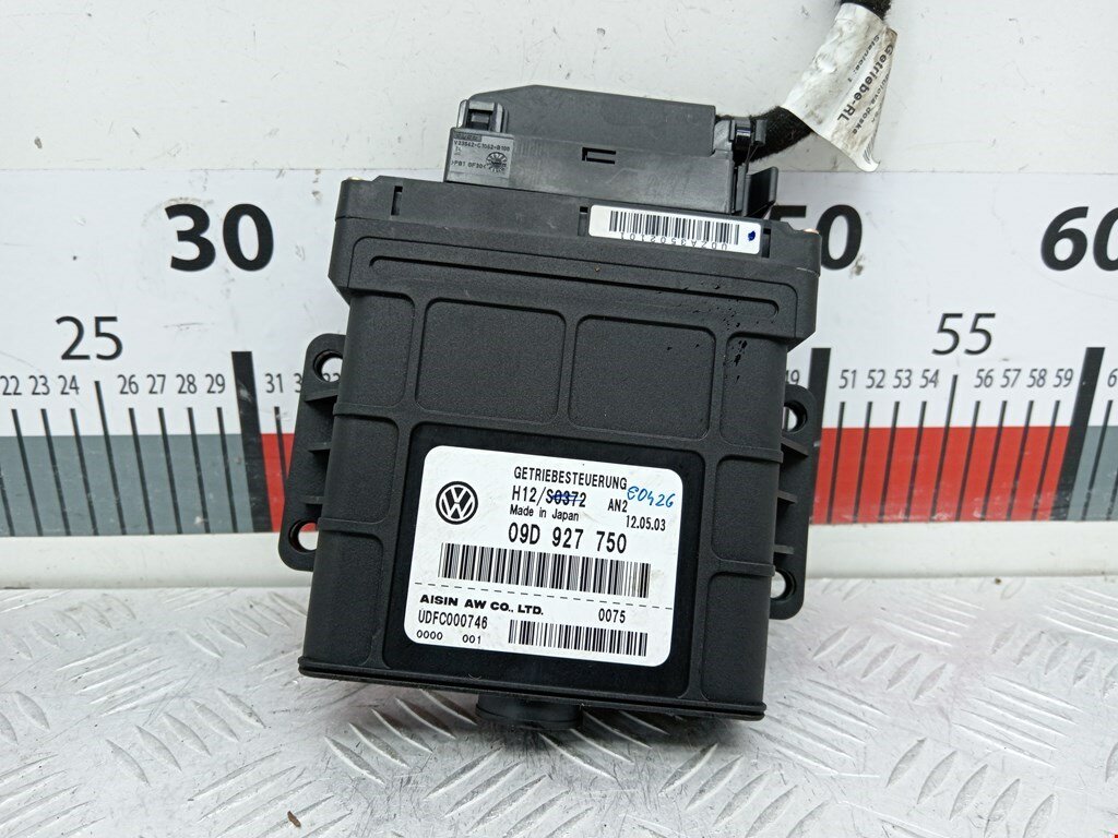 Блок управления АКПП Volkswagen Touareg 1 09D927750 арт. 1961541