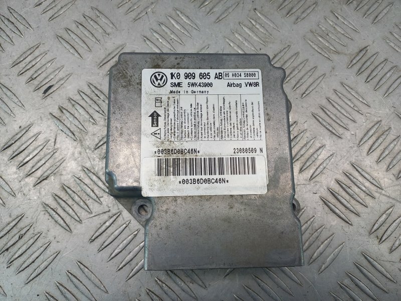 Б/У Блок управления Air Bag Volkswagen Golf 5 MK5 / Фольксваген Гольф 5 MK5 1.4 BMY 140Л.С хэтчбек 2008