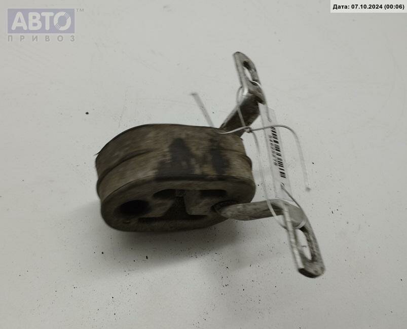 Кронштейн глушителя Audi A6 C5 (1997-2005)