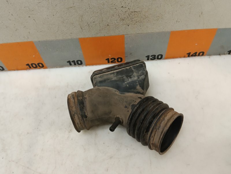 Б/У Киа Спектра 1, Киа Церато 1 Патрубок воздушного фильтра Kia Cerato 2004 1, LD 296308 Hyundai-KIA арт. 81392D250